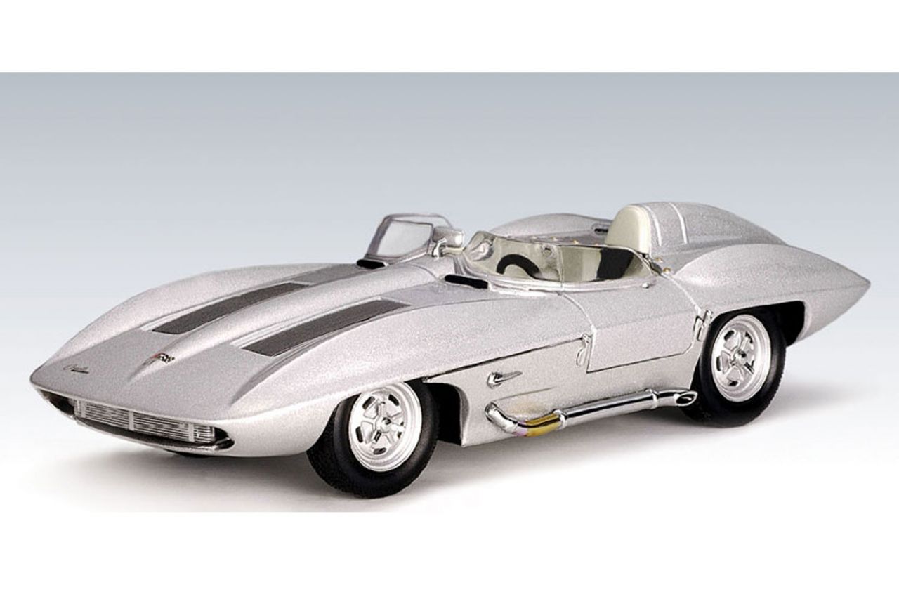 AUTOart Chevrolet Corvette C1 Stingray 1959 Silver 51001 - English