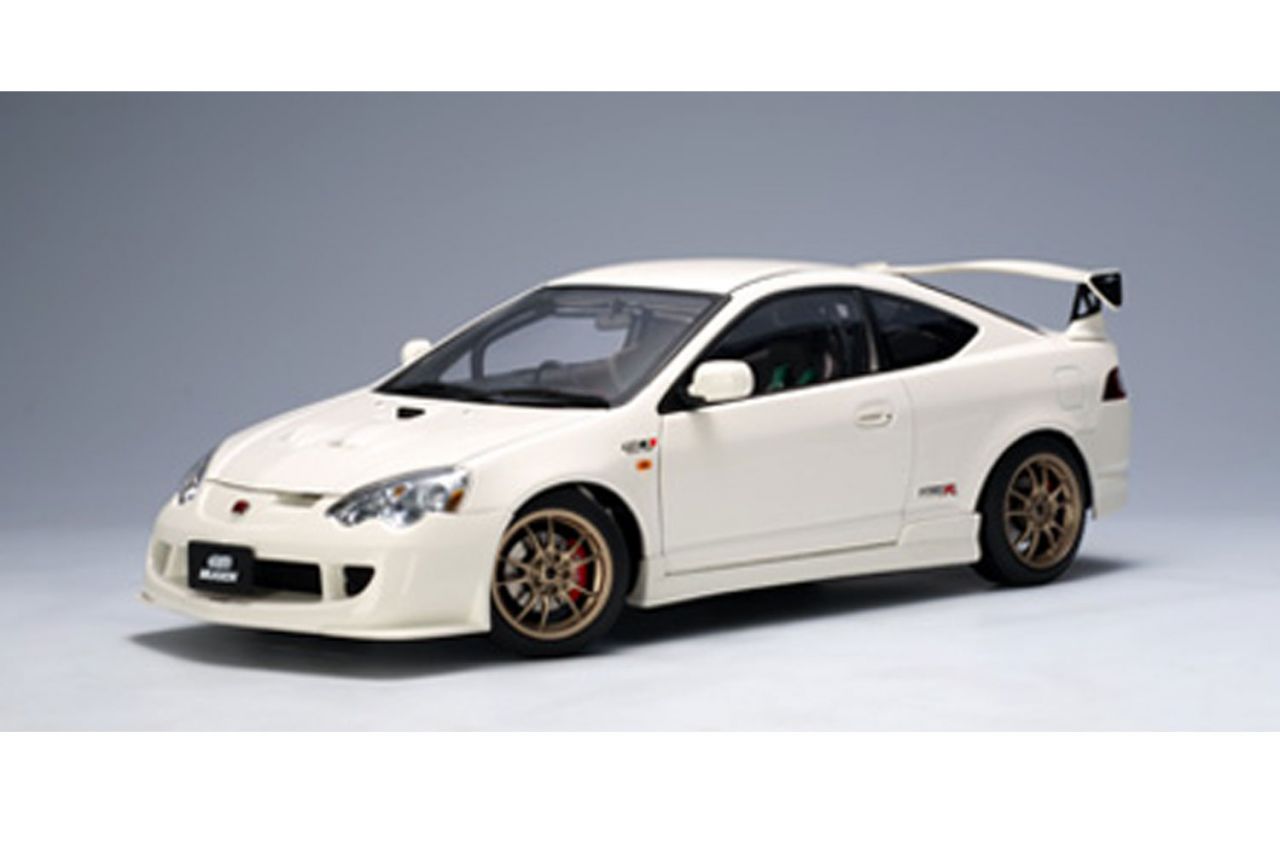 AUTOart Honda Integra Type R Mugen Version DC5 white 73251 - Modelcar ...
