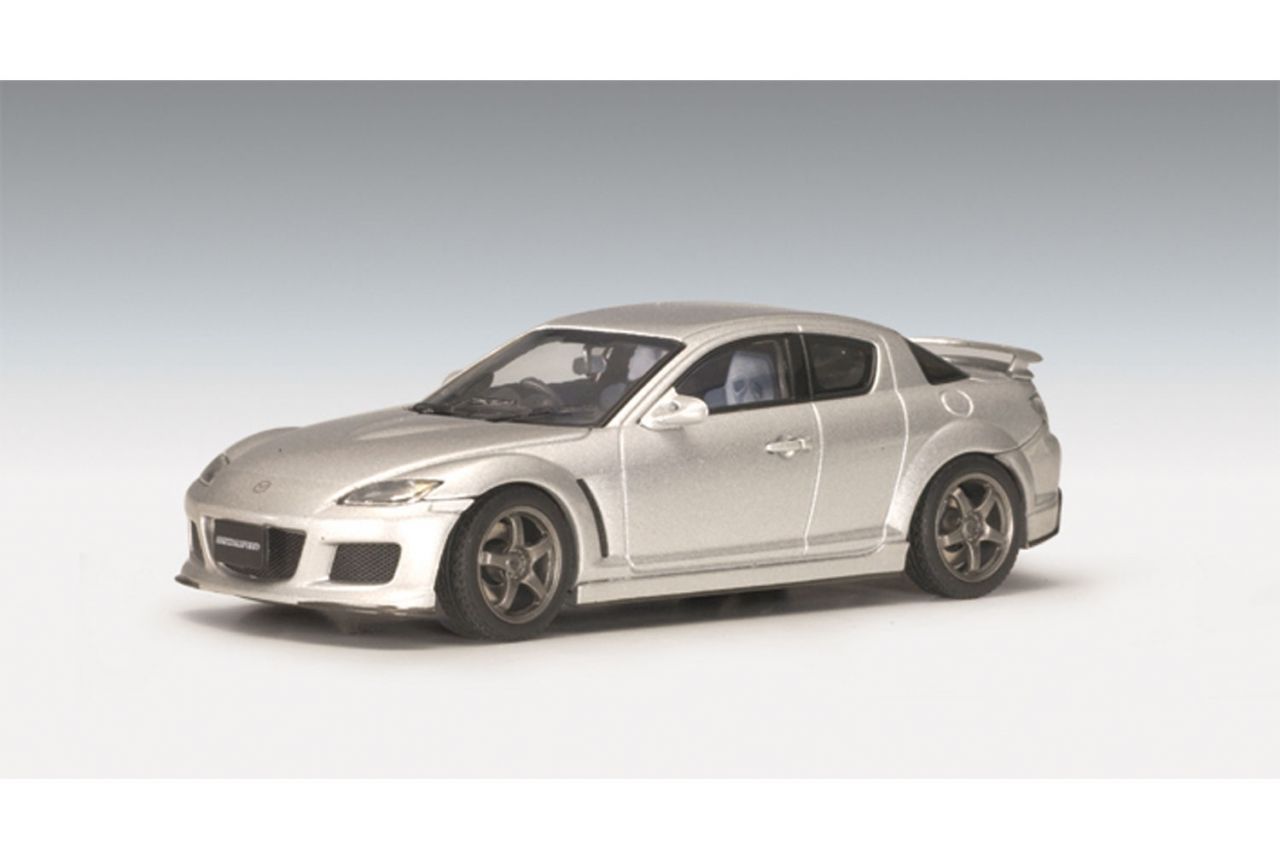 AUTOart Mazda RX-8 Sunlight Silver 55931 - English