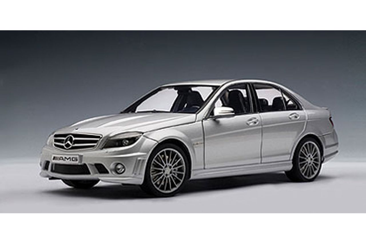 AUTOart Mercedes-Benz C63 AMG W204 iridium silver 76269 - Modelcar.com ...