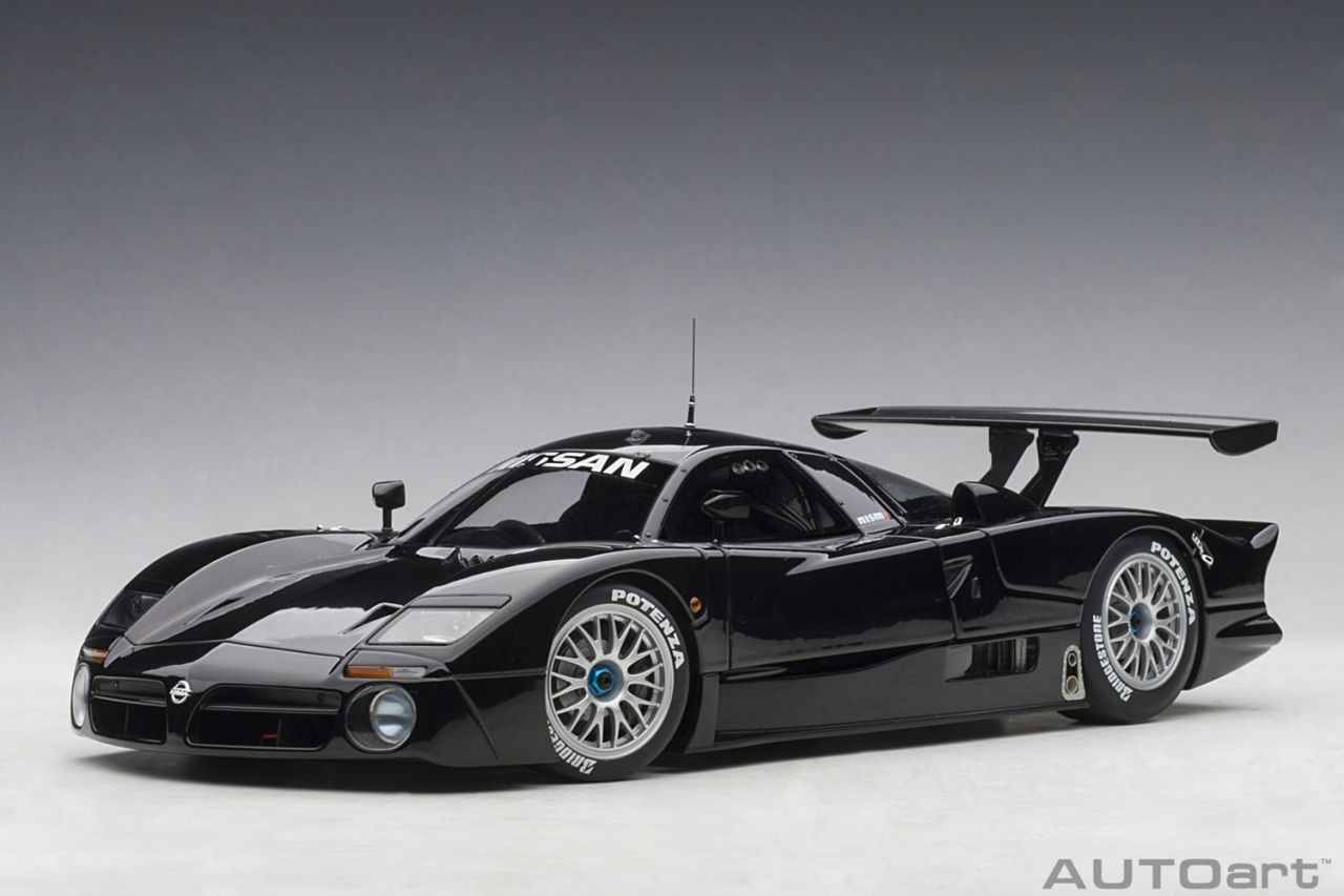 AUTOart Nissan R390 GT1 Le Mans Plain Body Version Black 89878 - English
