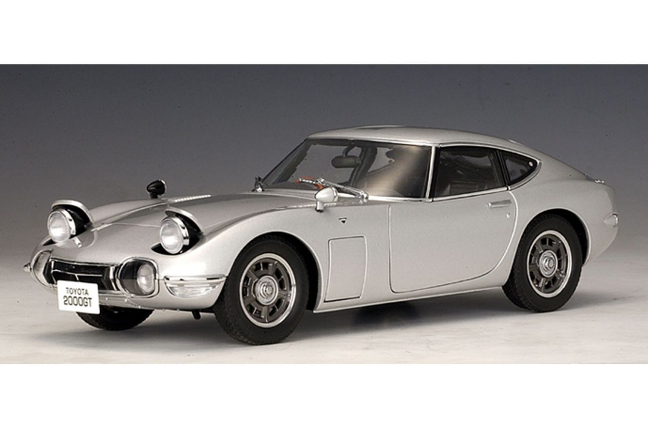 AUTOart Toyota 2000GT Coupe Silver 78743 - Modelcar.com Arabic