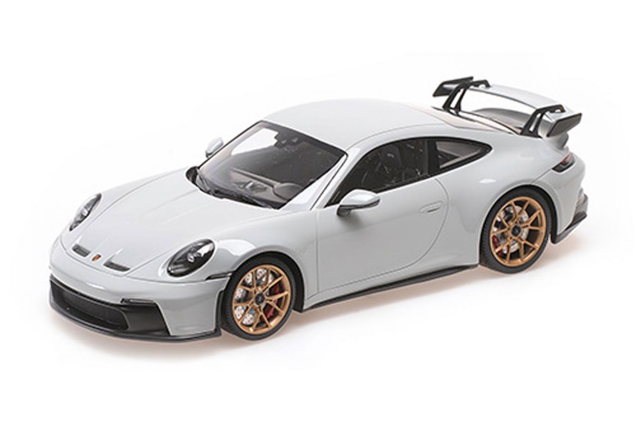 Minichamps Porsche 911 992 GT3 2021 Chalk Gold Wheels 117069001 - English